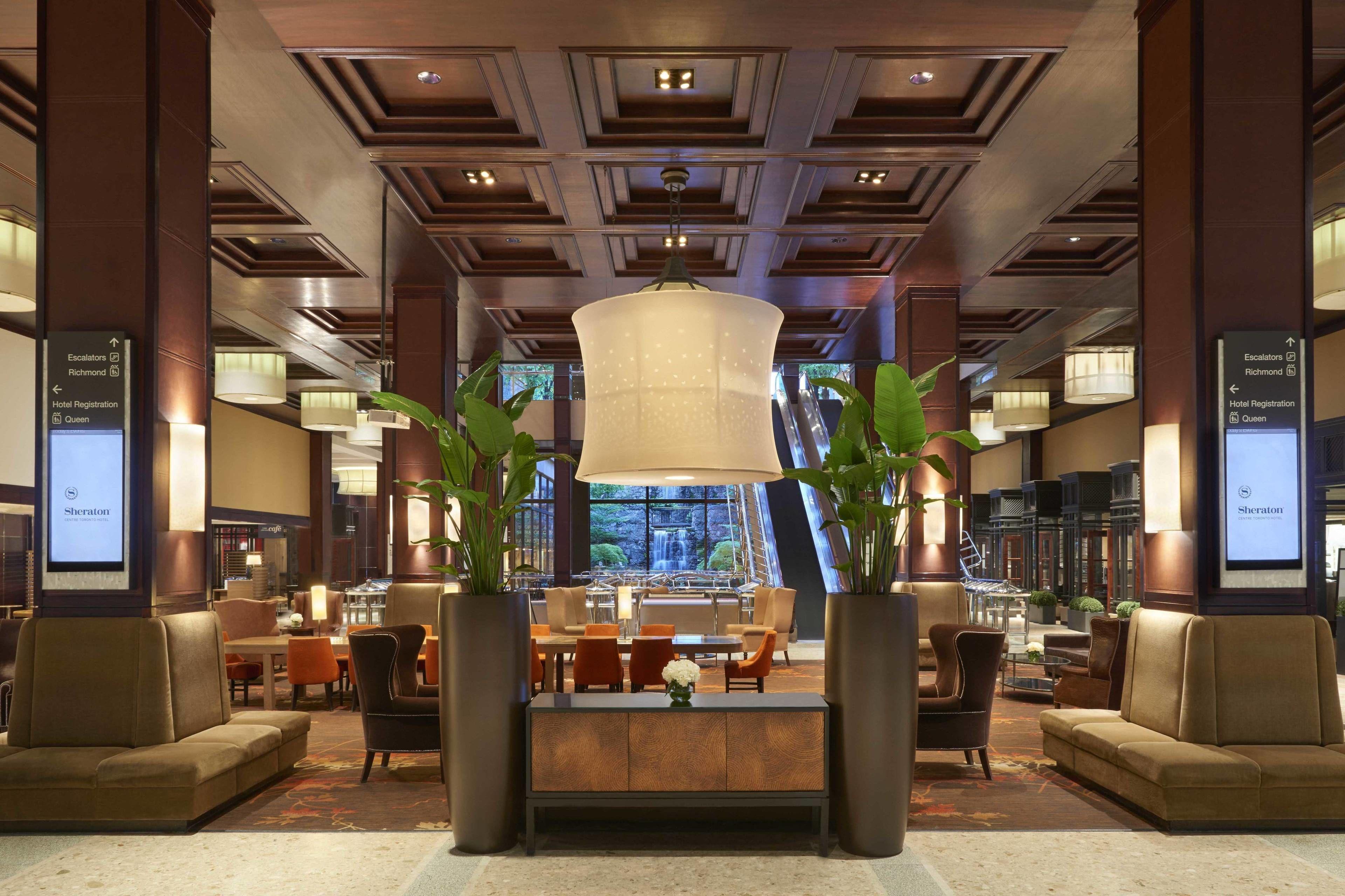 SHERATON CENTRE TORONTO HOTEL