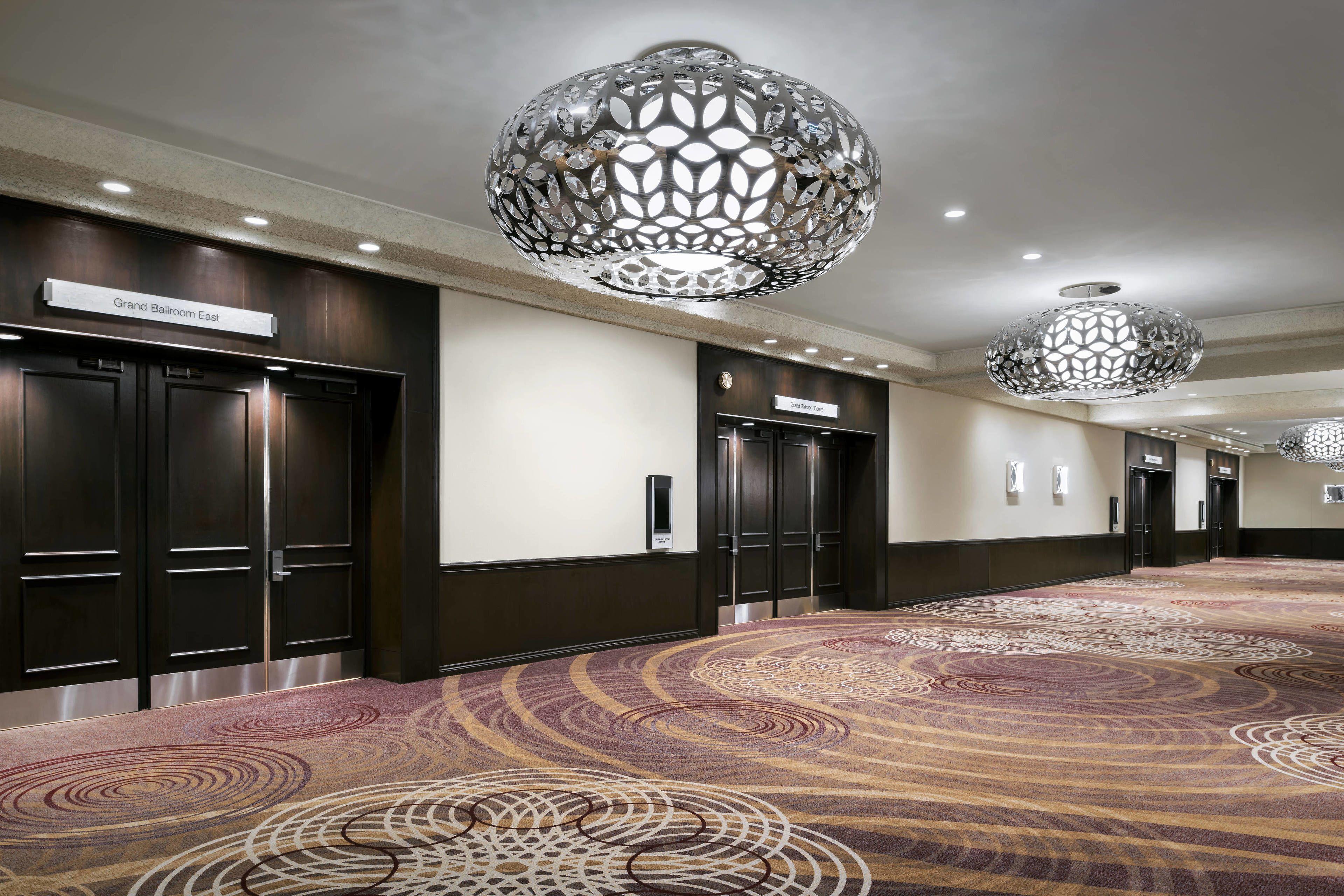 SHERATON CENTRE TORONTO HOTEL