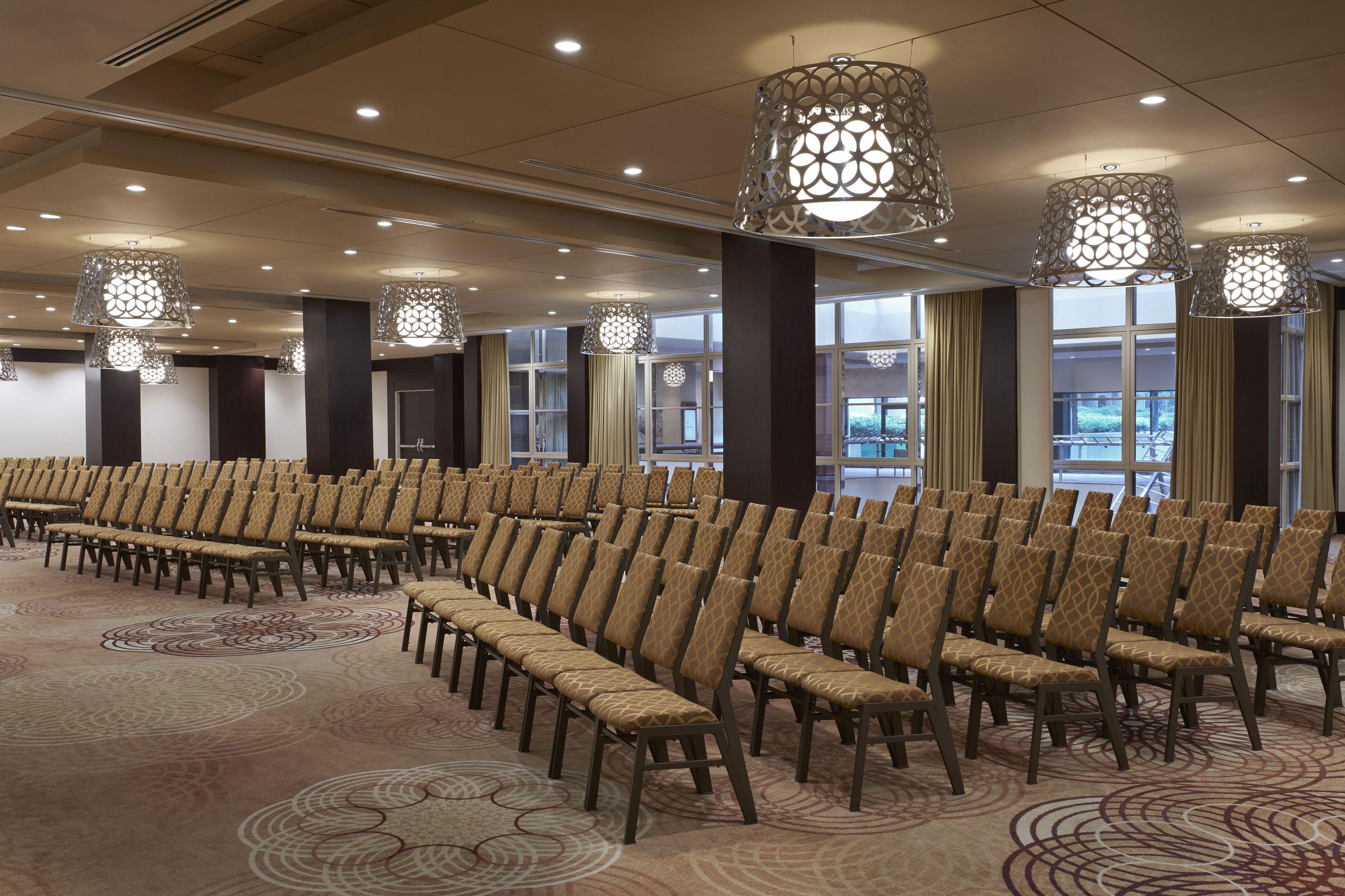 SHERATON CENTRE TORONTO HOTEL